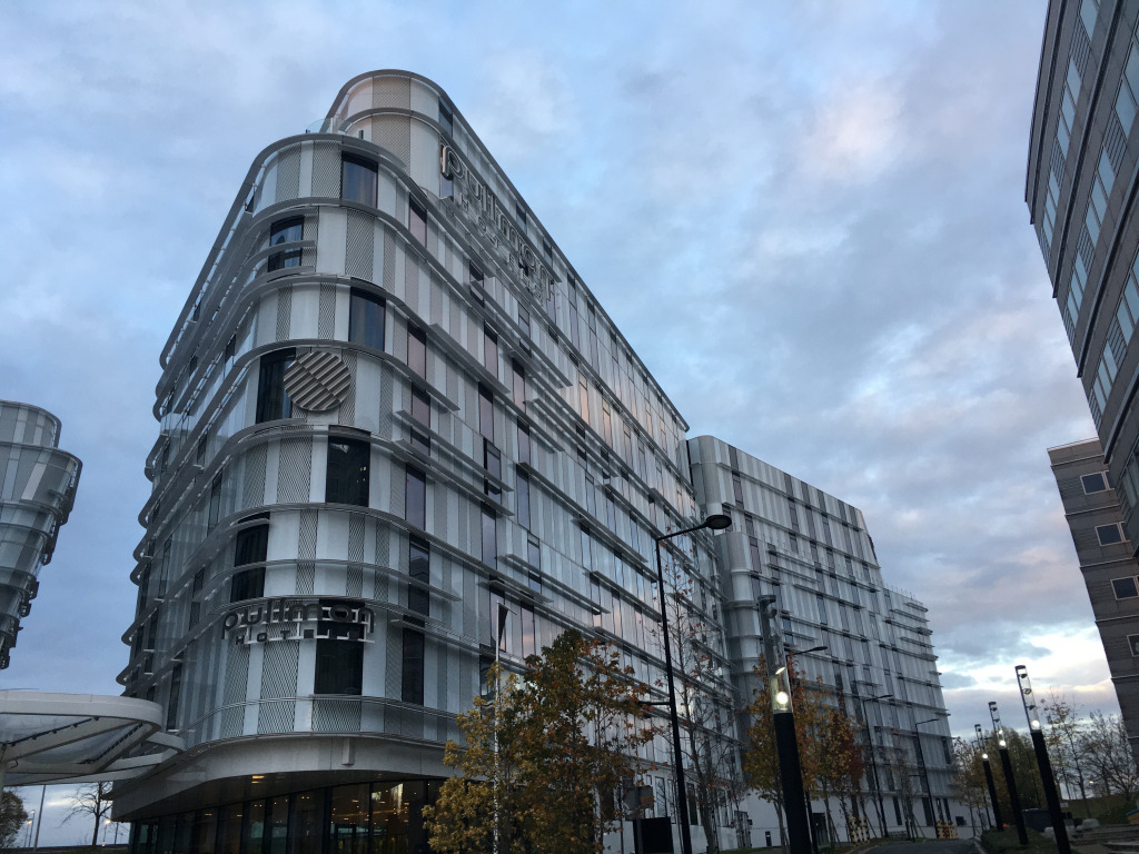 Hotel Review : プルマン パリ ロワシー シャルル・ド・ゴールエアポート(Pullman Paris Roissy ...