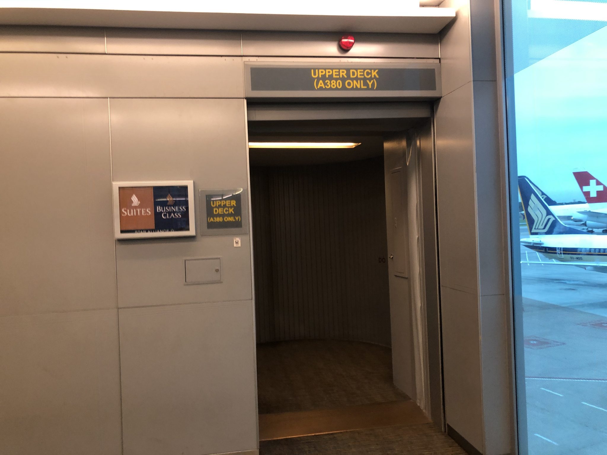 First Class Review : シンガポール航空(SQ) SQ424 シンガポール(SIN) – ムンバイ(BOM) エアバス ...