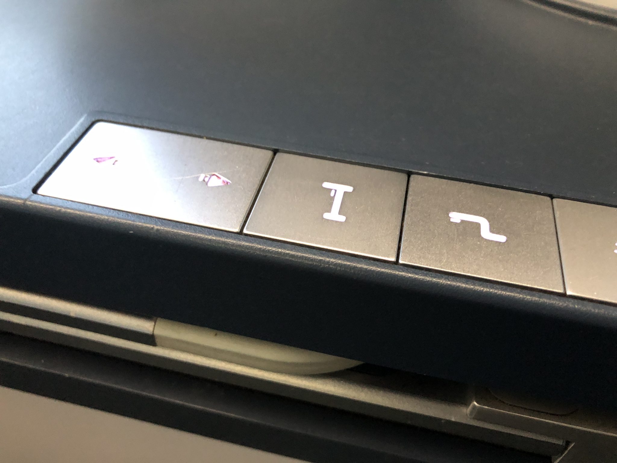 Business Class Review : KLMオランダ航空(KL) KL809 クアラルンプール(KUL) – ジャカルタ(CGK ...