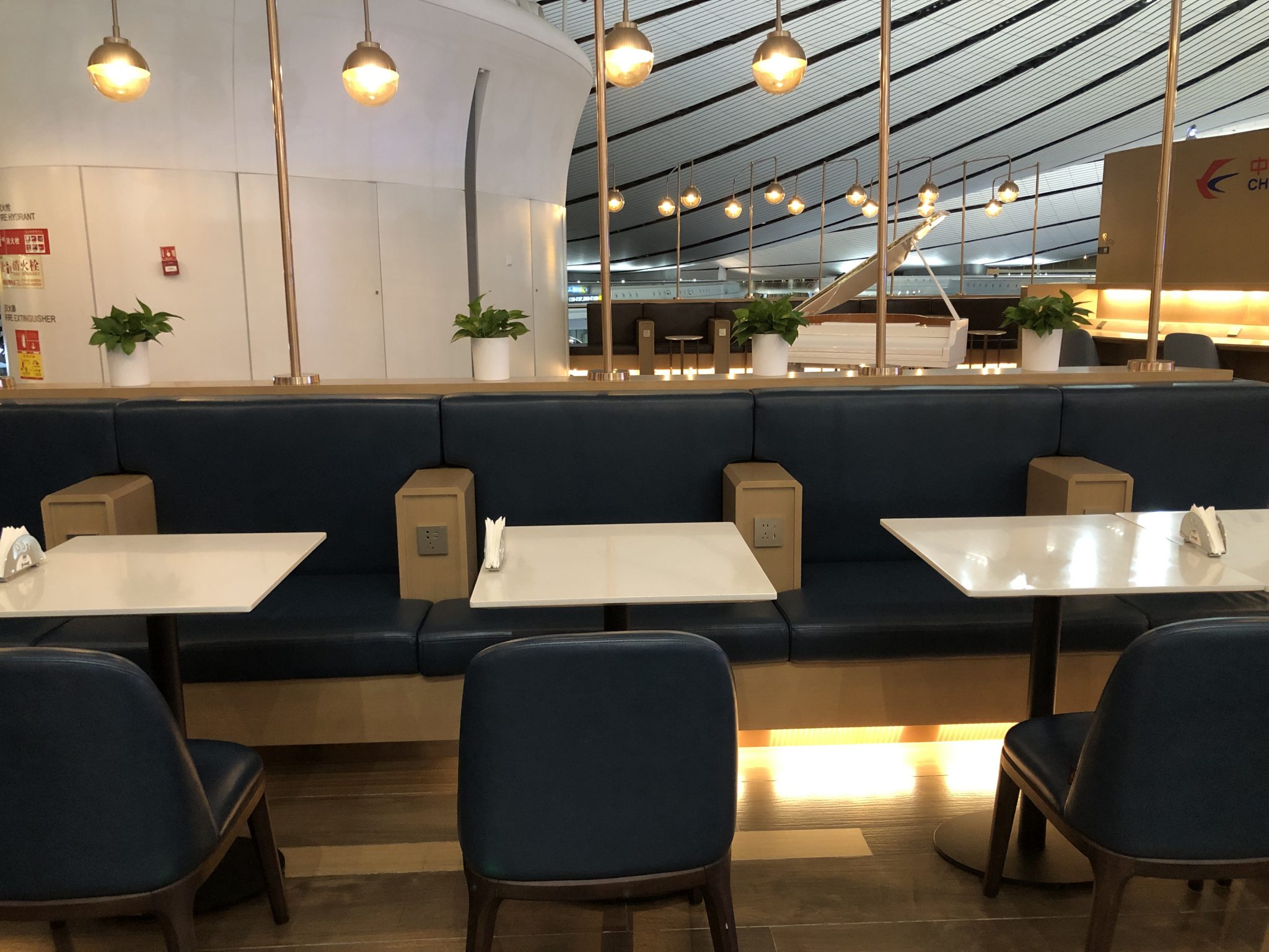 Lounge Review : 北京大興空港(PKX) 中国東方航空(MU) V5ラウンジ – Voyage Avancé