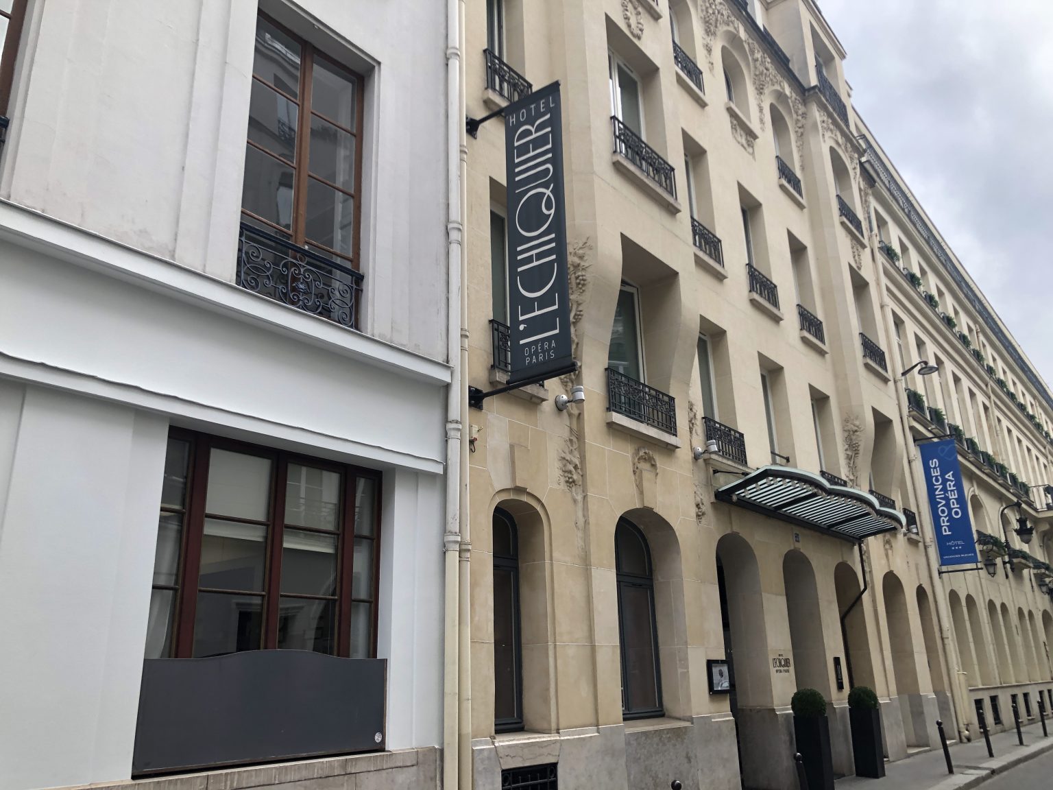 Hotel Review : オテル レシキエ オペラパリ Mギャラリー (Hôtel L’Échiquier Opéra Paris ...